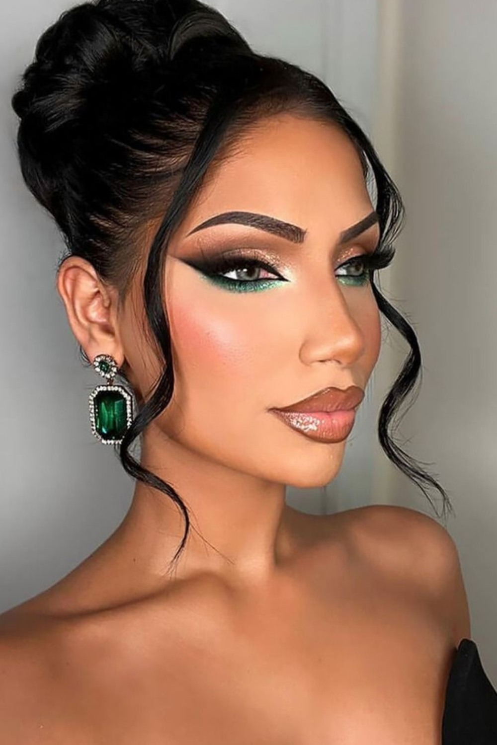 25 Gorgeous Glam Makeup Looks Perfect for Holiday Parties! - The ...